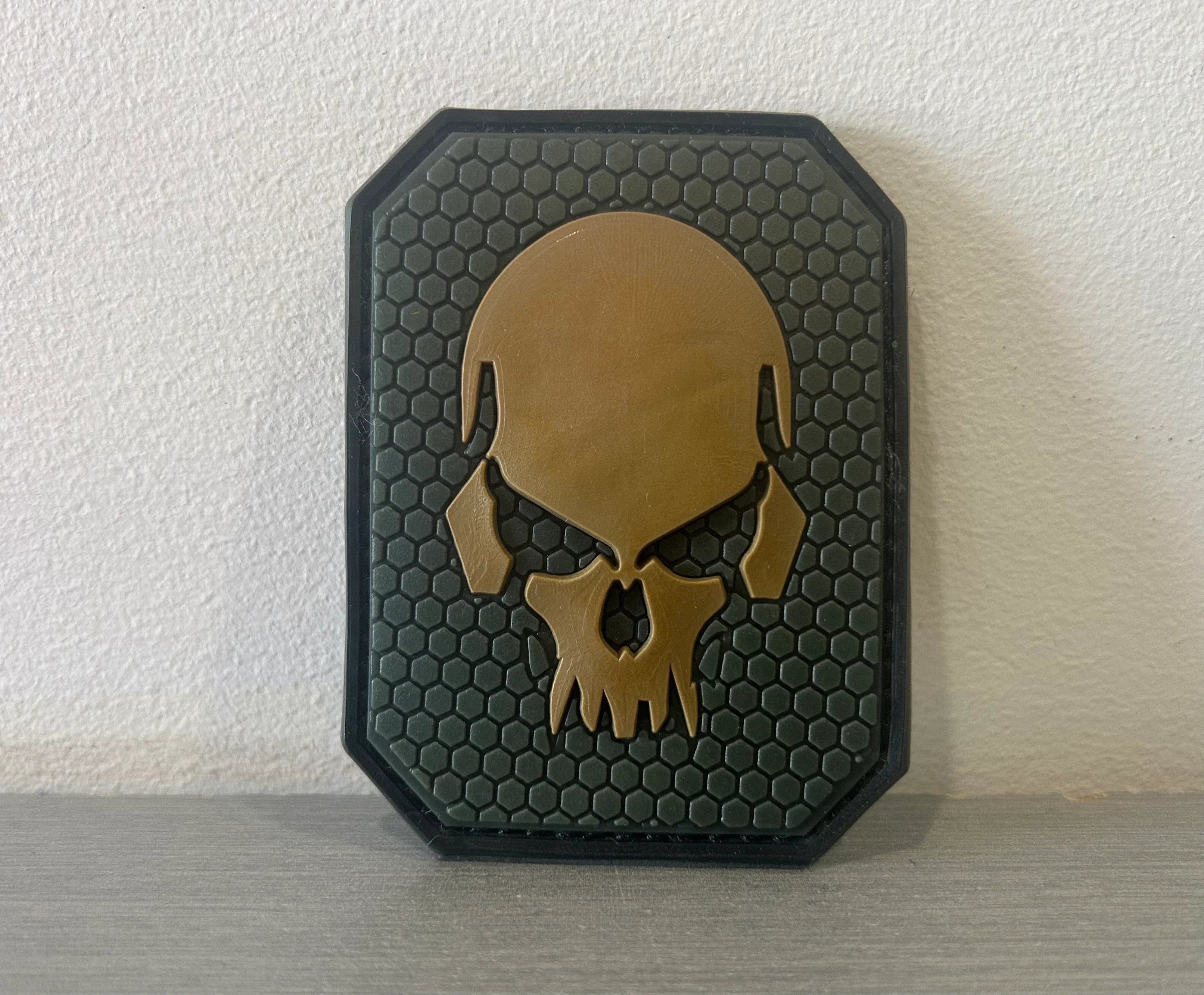 SKULL PVC PATCH on Green Background for Tactical Gear | DISTRICT AIRSOFT